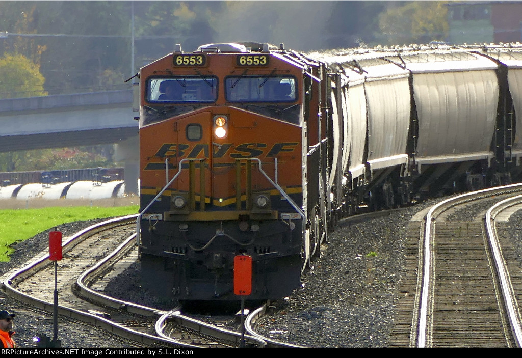 BNSF 6553 SPOEVE at SeaLine Jct